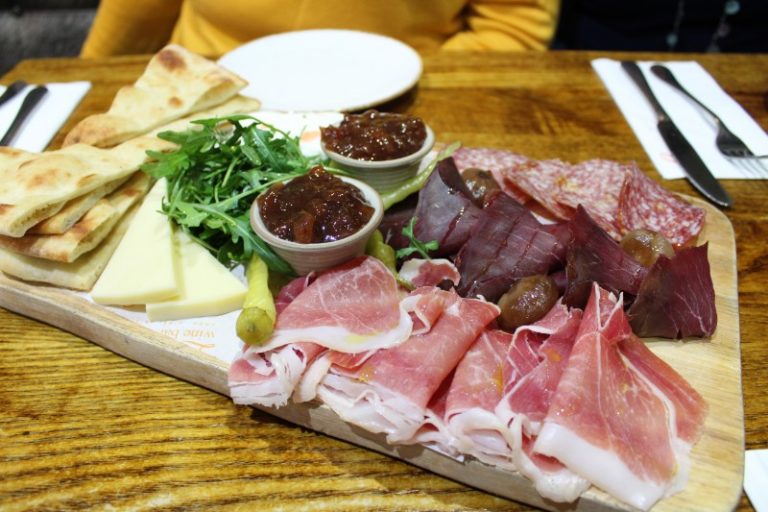 20 Places for the Best Lunch in York ⋆ Best Things To Do In York