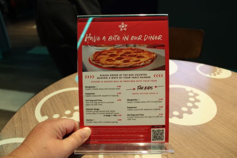 Hollywood Bowl and Puttstars Mini Golf in York - Review ⋆ Best Things ...